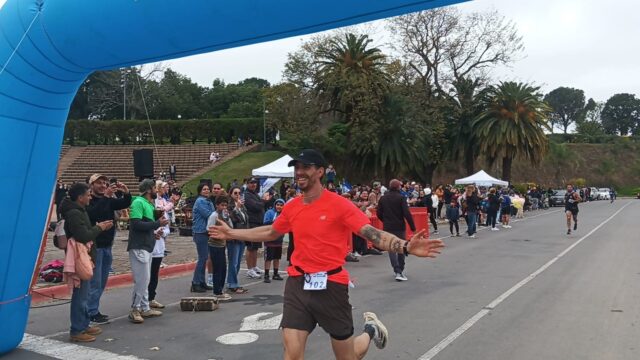 GIULIANO FIORI Y ALDANA SABATEL GANARON LA 10 K DE LA PEREZ SCREMINI ...